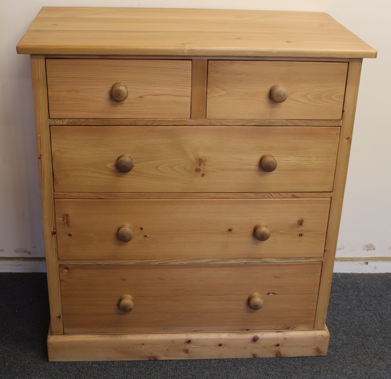 Second hand pine chest of drawers store